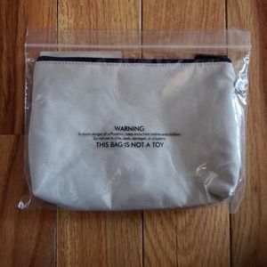 thirty-one | Bags | Nip Thirtyone Mini Zipper Pouch Grey W Geo Pop ...